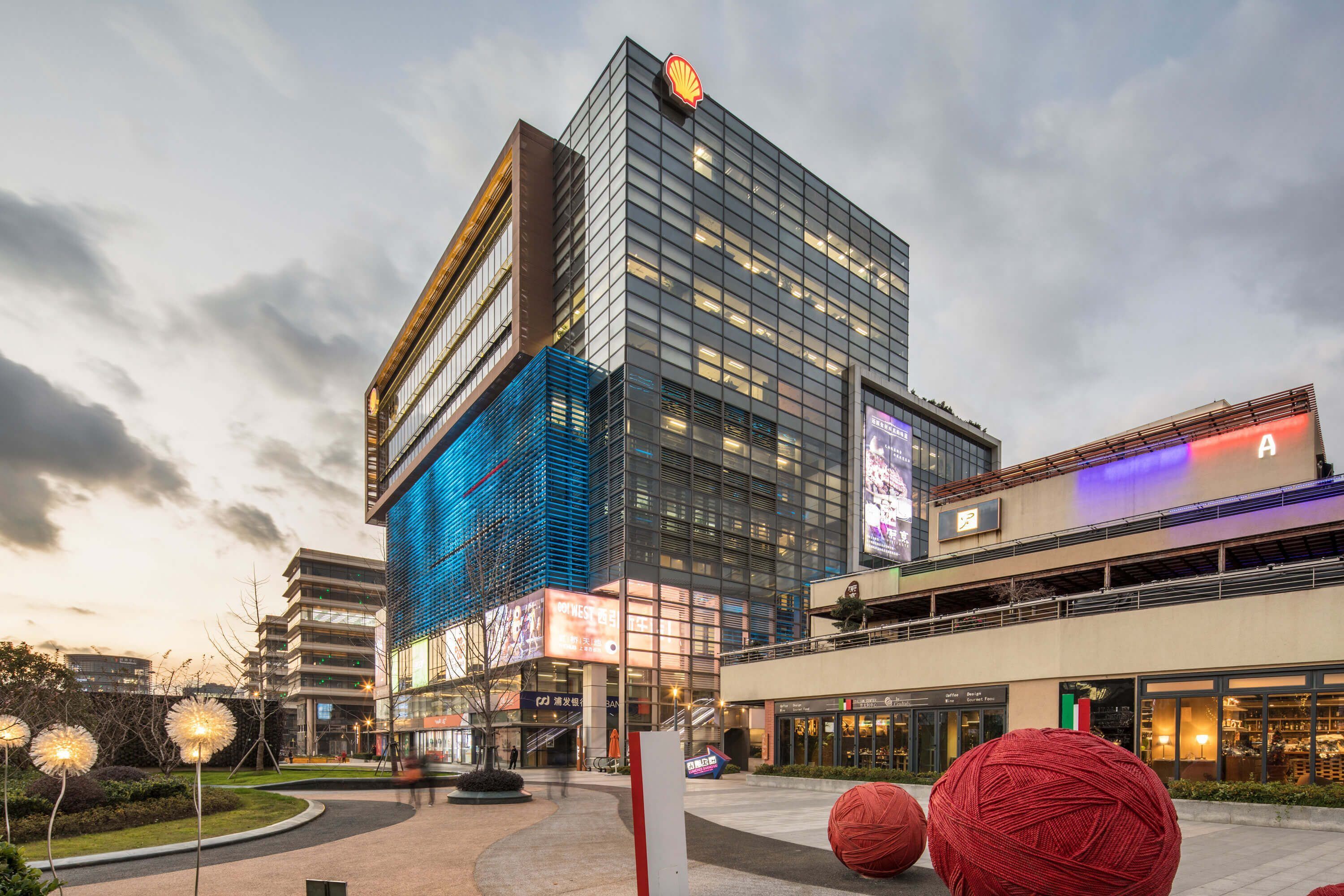 THE HUB | XINTIANDI